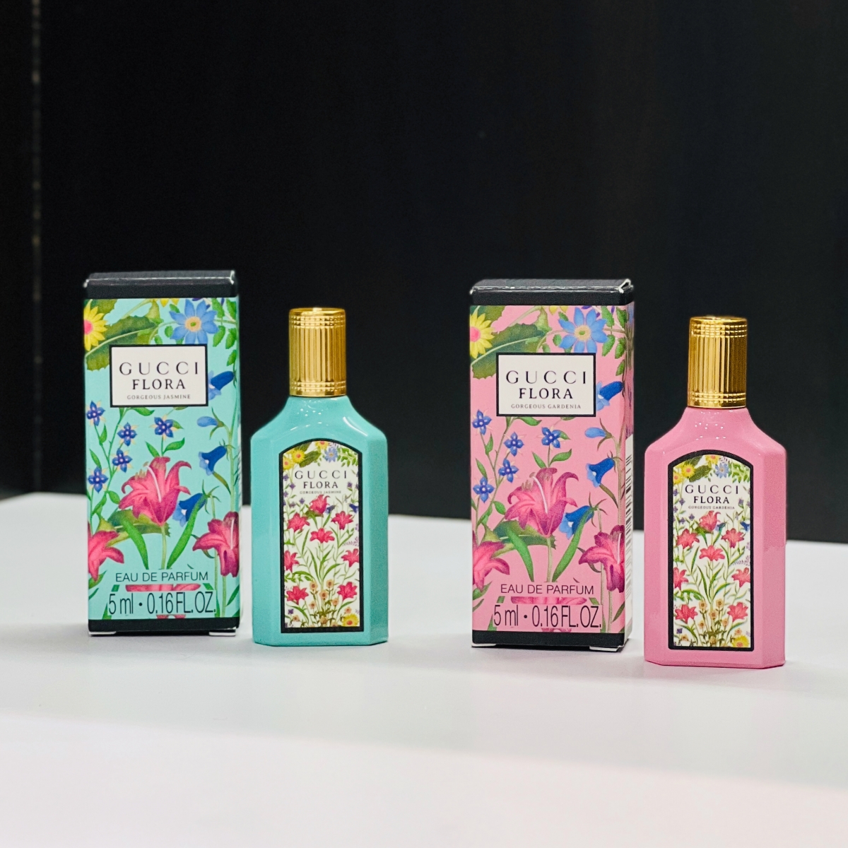 Set 2 chai GUCCI Flora [Gardenia + Jasmine] EDP Mini 5ml